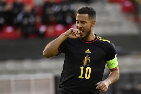 Los 10 futbolistas que más dinero se embolsan al año algunos te
