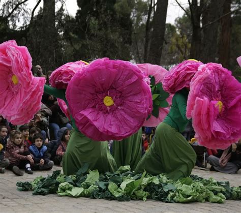 La compañía Aracaladanza celebrará la floración de los almendros con