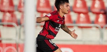 Atlético de Madrid Pichichi Vaya golazo se inventó Carlos Martín en