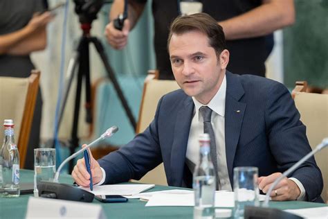 Sebastian BURDUJA după ce Călin Georgescu a îndemnat românii să meargă