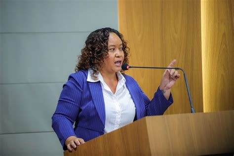 As versões dos vereadores Domingos Paz e Silvana Noely envolvendo