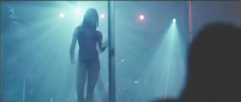 Naked Elizabeth Cervantes In Fuera Del Cielo