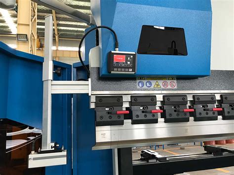 ACCURL 4 Axis CNC Hydraulic Press Brake 400 Ton X 4000 Mm With DELEM