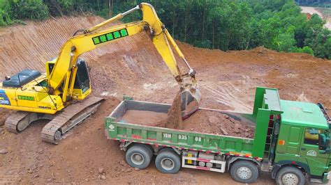 Excavator Komatsu Loading Soil On Trucks Jcb Backhoe Excavator