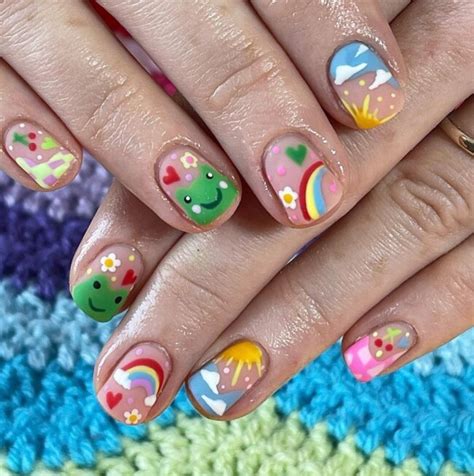 47 Best Spring Nails That Goes With Everything Frog Rainbow And