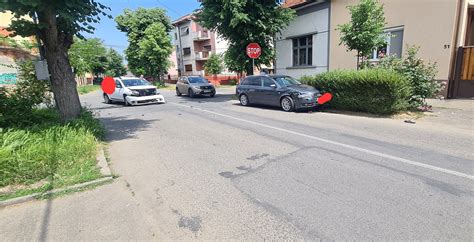 Foto Accident N Municipiul Satu Mare Impact Ntre Dou Ma Ini