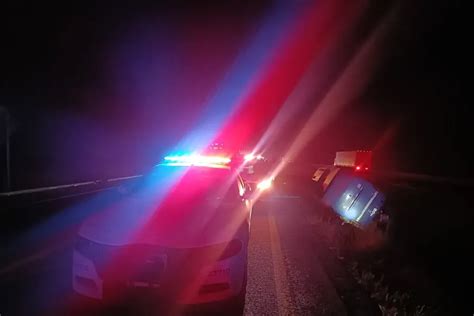 Confirman 20 heridos en accidente de autobús que iba al cierre de