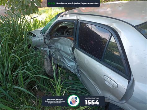 Radio Punto on Twitter TránsitoGT Un accidente protagonizado por