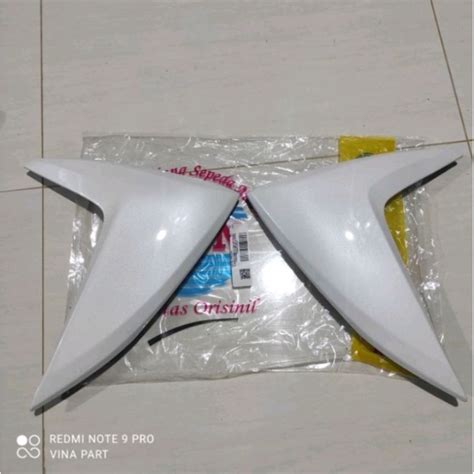 Jual Sayap Tebeng Cover L R Vario 110 Fi Esp Remot K46 Hitam Putih
