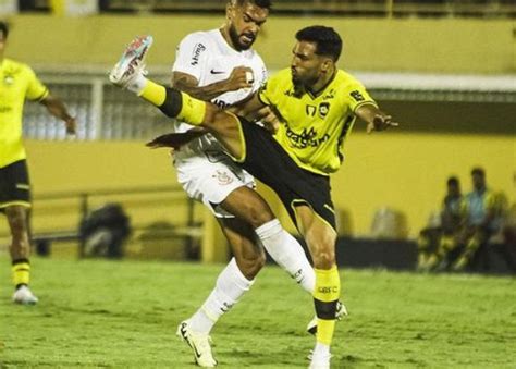 Corinthians vence o São Bernardo e avança na Copa do Brasil
