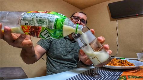 Mananc TOCANA DE CIUPERCI CU USTUROI SI BEAU LAPTE DE VACA DE LA TARA