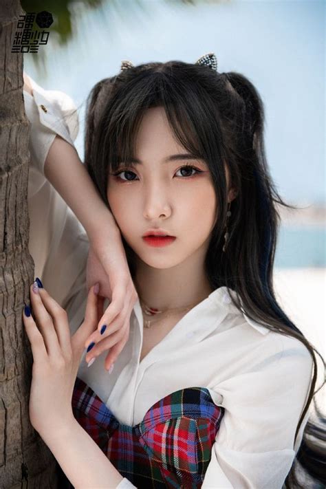 999 ảnh gái đẹp thái lan và video đang HOT trên mạng xã hội