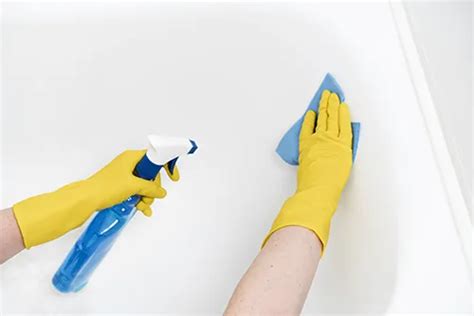Limpiar el baño consejos infalibles