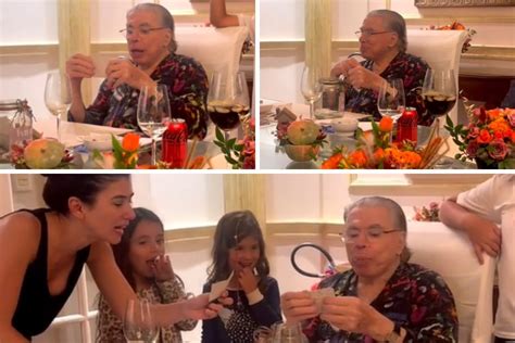 Como Silvio Santos Comemorou O Dia De A O De Gra As V Deo Ofuxico