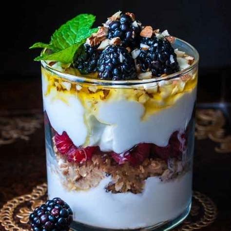 Parfait De Frutas E Iogurte Granola Livro De Receitas Fit