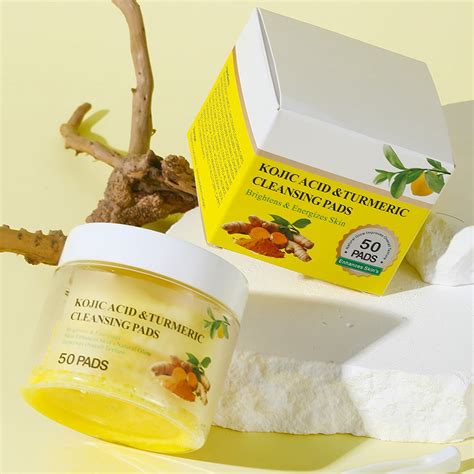 Turmeric Kojic Acid Cleansing Pad Helps Balance Skin Oil And Water