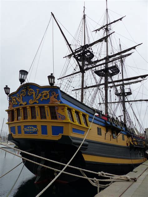 L Etoile du Roy Frégate corsaire Bateaux Transport Saint Malo
