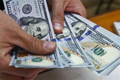 20 años de la dolarización en Ecuador por qué es tan popular la