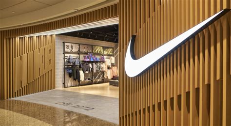 Exec Nike Retains Top Spot As Most Valuable Global Apparel Brand Sgb