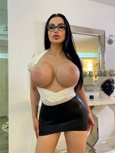 Aletta Ocean Nudes Bimbofetish NUDE PICS ORG
