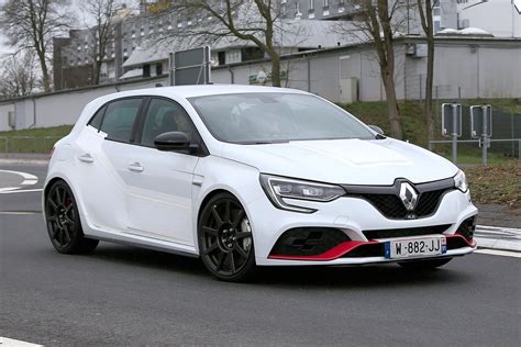 New 2019 Renault Megane R S Trophy R Spied Testing Auto Express
