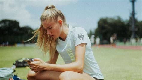Veja fotos da velocista alemã já eleita a atleta mais sexy do mundo