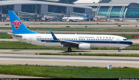 B 1923 China Southern Airlines Boeing 737 86N WL Photo By Lywings ID
