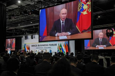 Brics Gipfel in Südafrika Putin Rede wird von anderer Stimme gesprochen