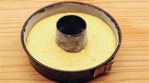 Avec 2 pommes et sans utiliser de beurre je prépare ce gâteau super