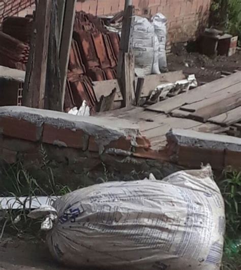 Corpo esquartejado é encontrado dentro de sacos em rip rap de Manaus