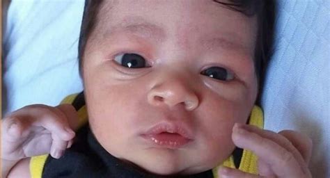 Fogo Cruzado Rj On Twitter Um Beb De M S Foi Morto Por Bala