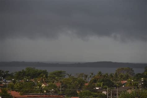Defesa Civil de Maricá emite alerta de chuva fraca a ocasionalmente