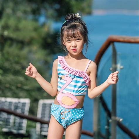 Arriba 94 Foto Fotos De Niñas En Bikini En La Playa Actualizar Free