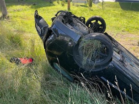 Dachował fordem na DK 81 w Orzeszu Auto wypadło z jezdni Śląsk