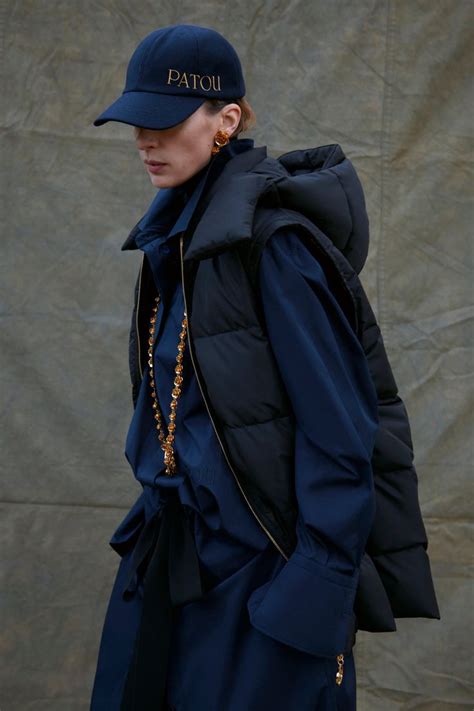 Pin By Ashlee Sara Krasnov On Invested Fashion Trends Winter Fashion