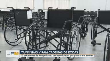 JA 1ª Edição Projeto arrecada tampinhas plásticas e compra cadeiras