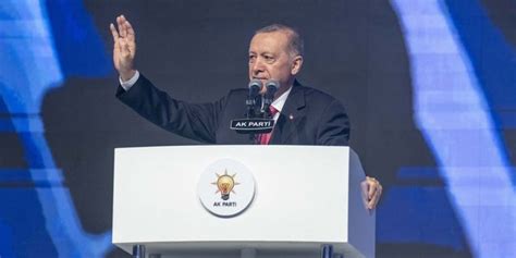 AK Parti Seçim Beyannamesi açıklandı