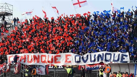 Genoa il tifo sbarca a Montecitorio A Roma il rossoblù e bipartisan