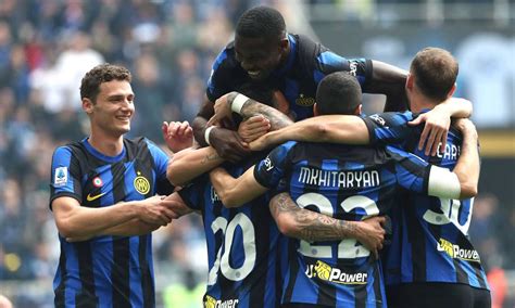 Inter scelto il main sponsor già versati 14 milioni nelle casse Ecco