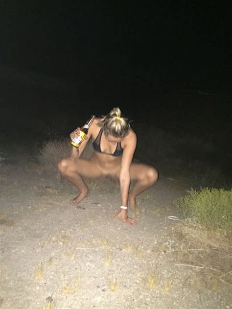 Miley Cyrus Tem Fotos Intimas Pelada Vazadas Por Hacker Confira N O