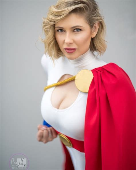 Powergirl Over 20 Different Epic Cosplays Badass Cosplay
