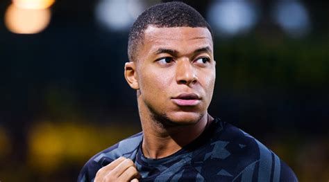 Revue de Presse Pros Mbappé aurait déjà signé son contrat au Real
