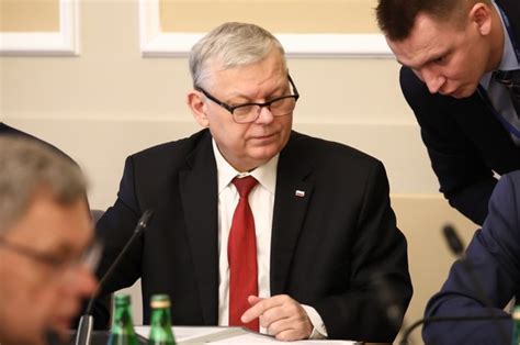 Zaskakujące poprawki PiS do ustawy wiatrakowej RMF 24