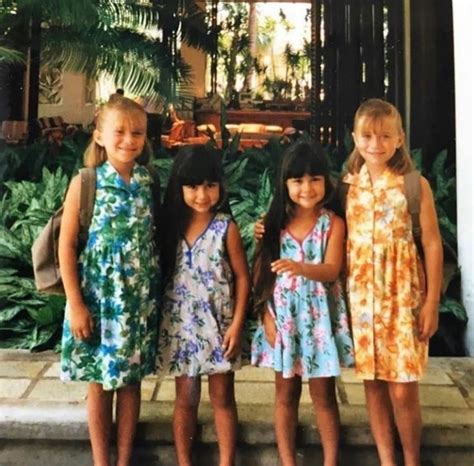 Why U Stalking Adl Kullan C N N Olsen Twins Panosundaki Pin