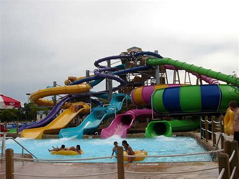 Six Flags Hurricane Harbor Photos