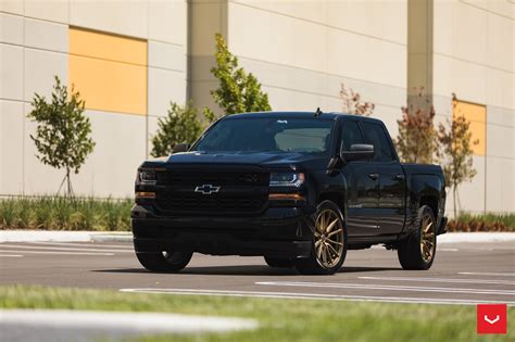 CHEVROLET SILVERADO 1500 HYBRID FORGED SERIES HF6 1 Vossen Wheels