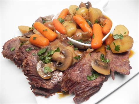 Slow Cooker Pot Roast With Gravy Recipe Magicrecipess