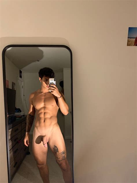 Pierre Boo Naked Photo