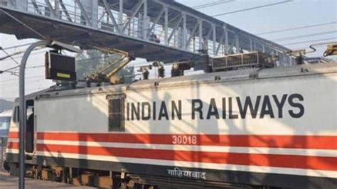 Railways To Complete Udhampur Srinagar Baramulla Link By 2022 India TV