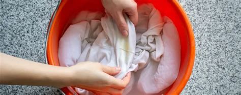 Como Tirar Mancha Amarela De Roupa Branca Veja Passo A Passo